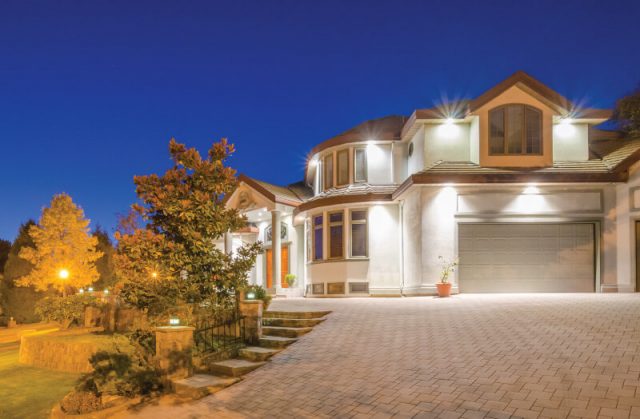 7 ways to creatively light your driveways - Simple Lighting Blog