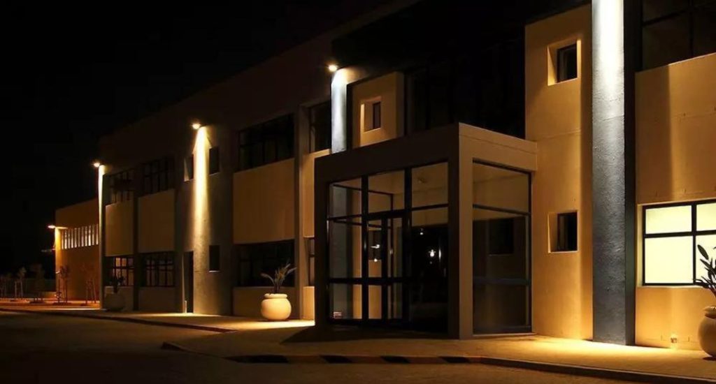 Designing with LED Flood Lights: Creative Ideas for Outdoor Spaces ...